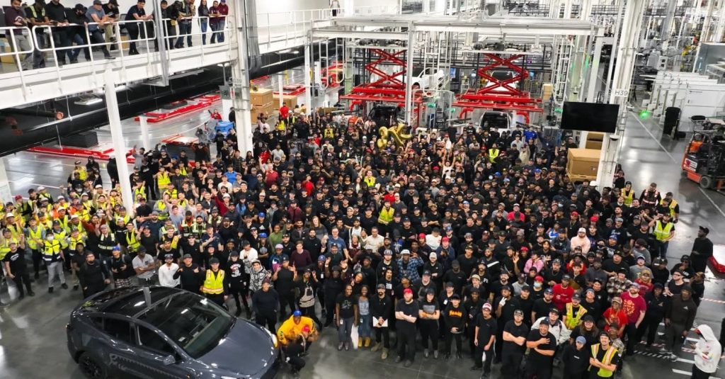 Gigafactory เท็กซัส สร้างสถิติใหม่ ผลิต Model Y ได้ 3,000 คัน/สัปดาห์ ...