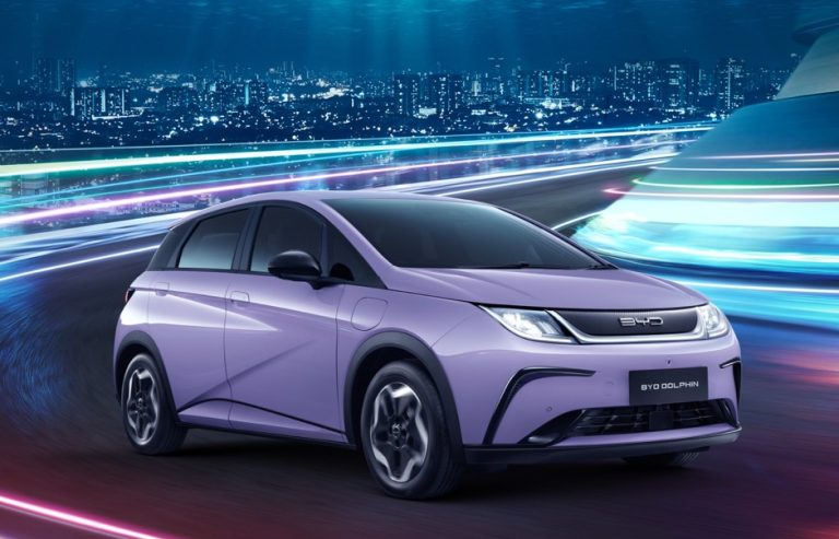 เปิดตัวอย่างเป็นทางการ DOLPHIN EV พวงมาลัยขวา พร้อมเปิดจองที่โชวร์ูมท ...
