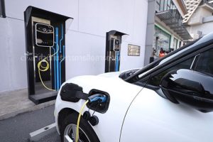 7-Eleven ดันรถไฟฟ้าเดลิเวอรี่ พร้อมเปิดตัวจุดสะดวกชาร์จรถยนต์ไฟฟ้า 24 ชั่วโมง - EVMoD