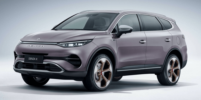 BYD Denza N7 มาพร้อมแบตเตอรี่ LFP สองตัวเลือกระบบขับเคลื่อน วิ่งได้ ...