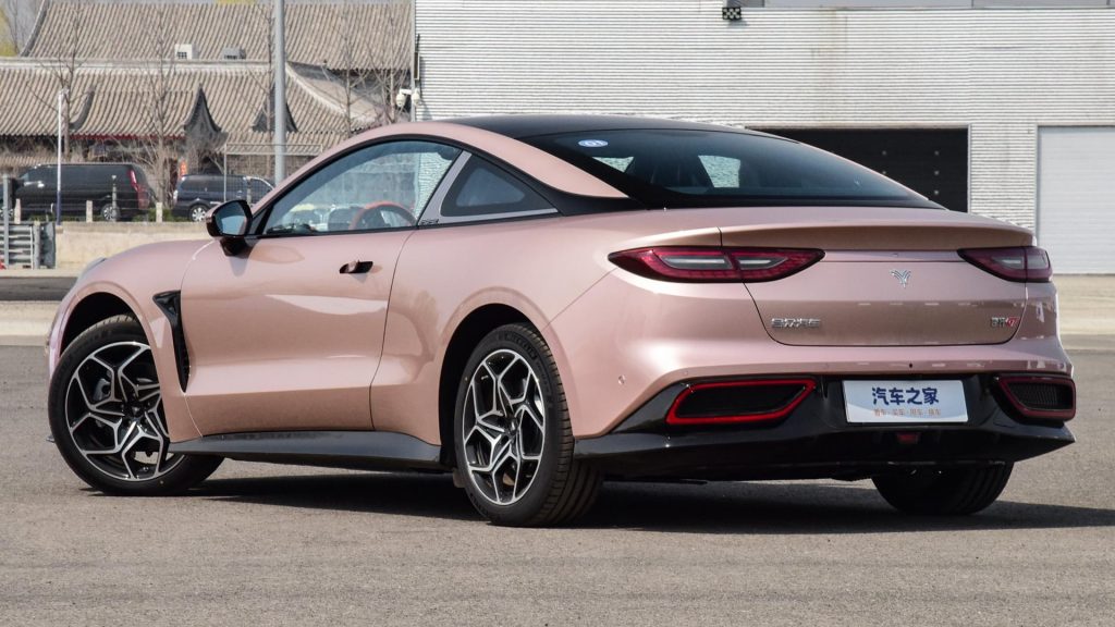 Neta GT เปิดตัวที่ประเทศจีน ด้วยพละกำลัง 462 แรงม้า และวิ่งได้ระยะทาง ...