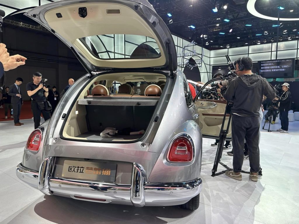 พาชมคันจริง ORA Grand Cat และ ORA Ballet Cat จากงาน Shanghai Auto Show ...