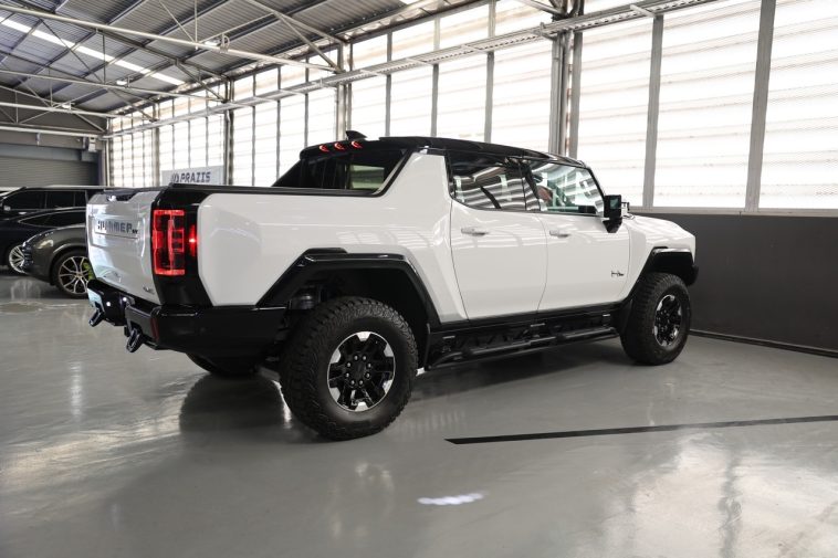 ค่าตัว 14 ล้านบาท! GMC Hummer EV Edition 1 กระบะไฟฟ้าคันแรกในไทย - EVMoD