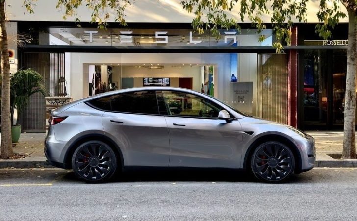 รายงานเผย Tesla Model 3 รุ่นรีเฟรช จะติดตั้งแบตเตอรี่ M3P ใหม่ของ CATL ...
