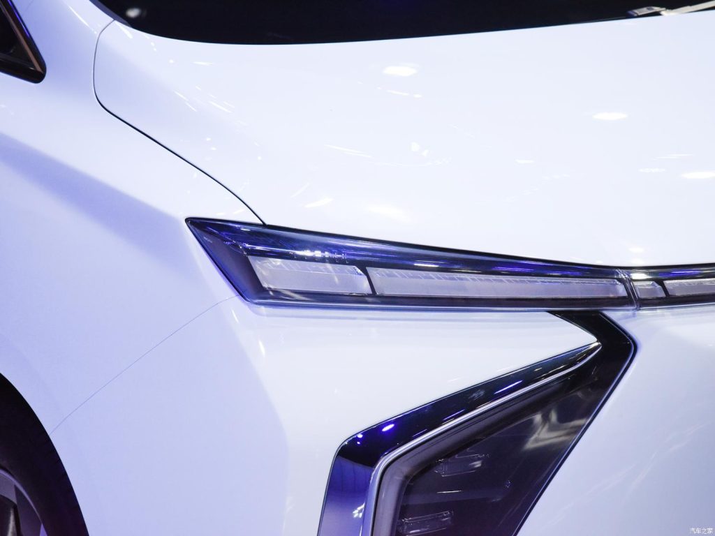 เผยรายละเอียด Hycan V09 MPV ไฟฟ้า 100% สามารถวิ่งได้ระยะทาง 750 กม. ซึ่งเป็นคู่แข่งกับ BYD Denza ...