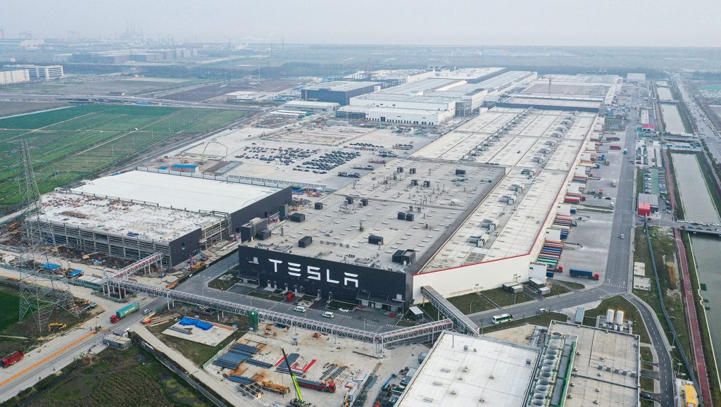 Tesla Giga Shanghai ประสบความสำเร็จอีกก้าวหนึ่ง ผลิตรุ่น Model Y ครบ ...