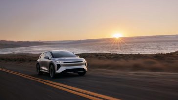 เปิดตัว Lucid Gravity รถ SUV ไฟฟ้า ระยะทาง 700+ กม. คาดว่าเริ่มต้น 80,000 ดอลลาร์สหรัฐฯ (2.8 ...